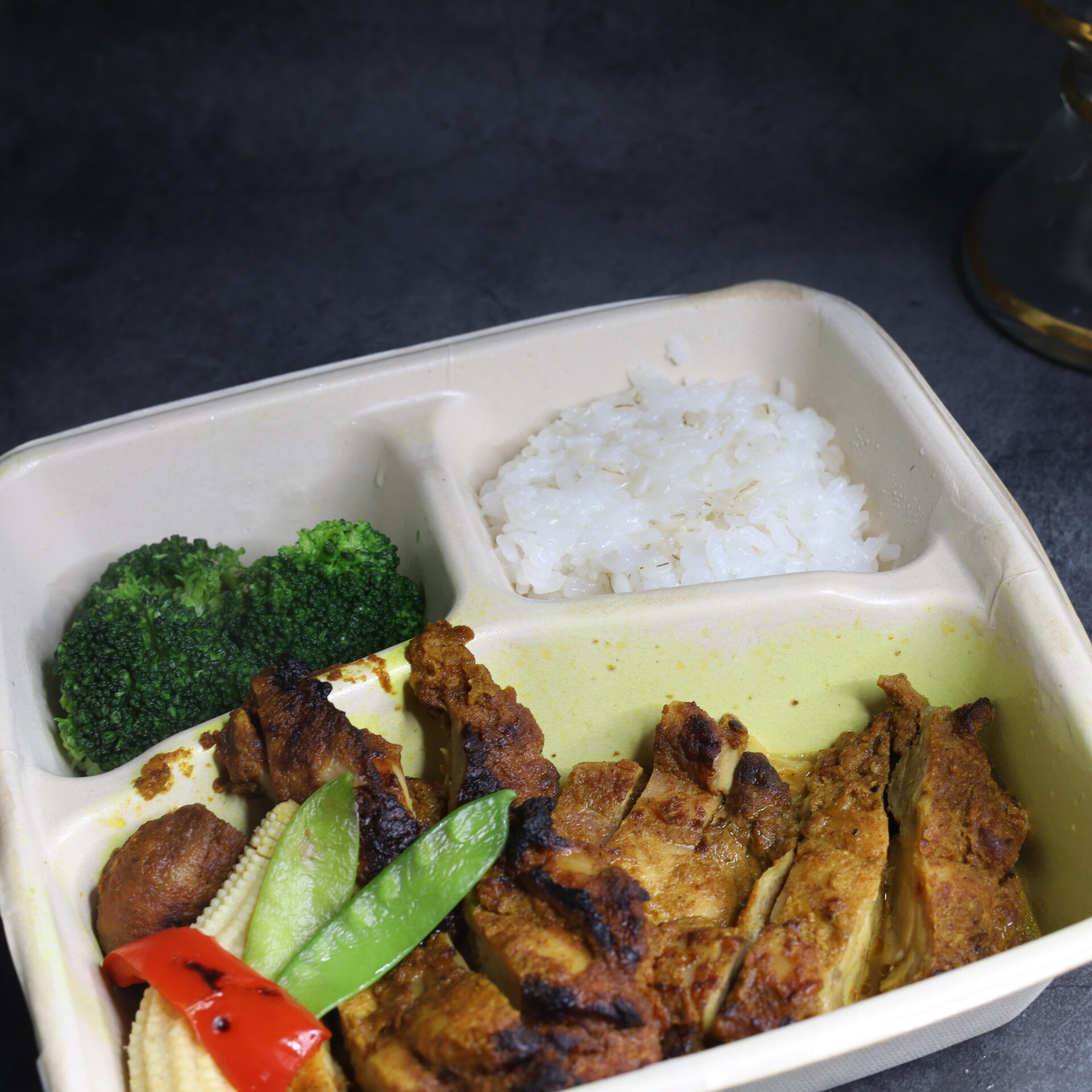 【ZENBヌードル取扱店】筋肉食堂DELIを紹介